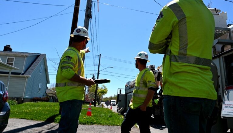 Getting Your Neighborhood Ready for Fiber - Greenlight Networks